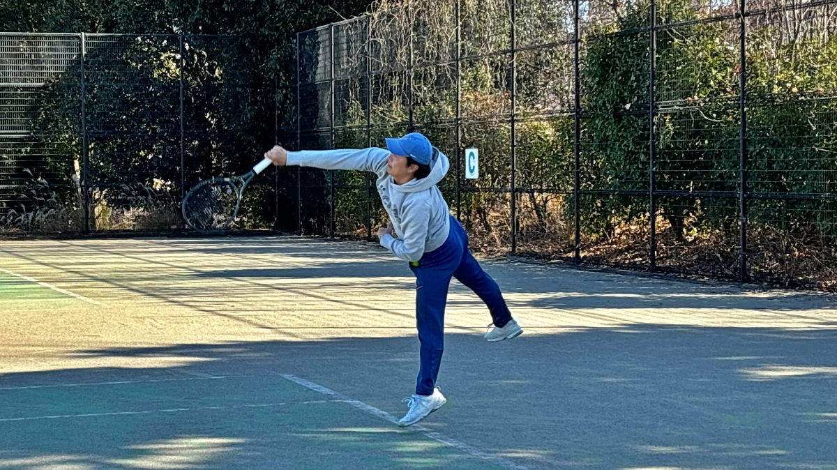 テニスのサーブでプロネーションを意識しない方がいい⁉︎ | SmartSwing.Pro